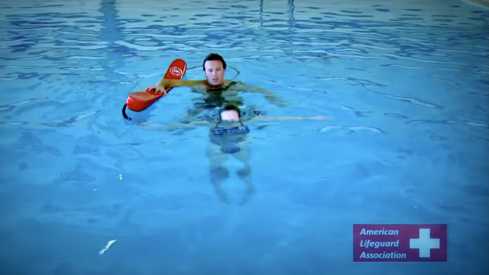 What Courses Do You Need to Become a Lifeguard? - Lopinion - GLBrain.com